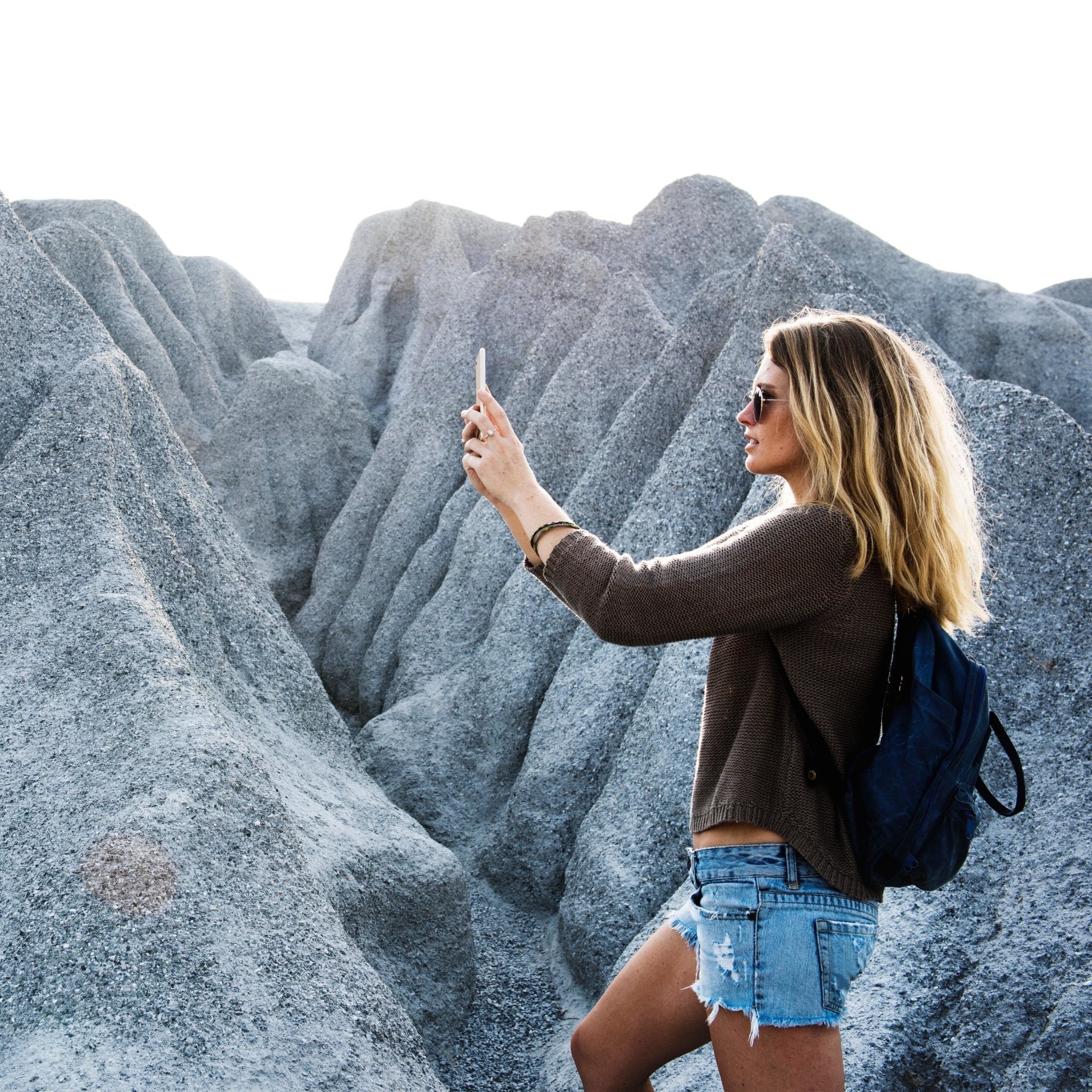 5 Instagram Accounts You Need To Follow – grace & stella